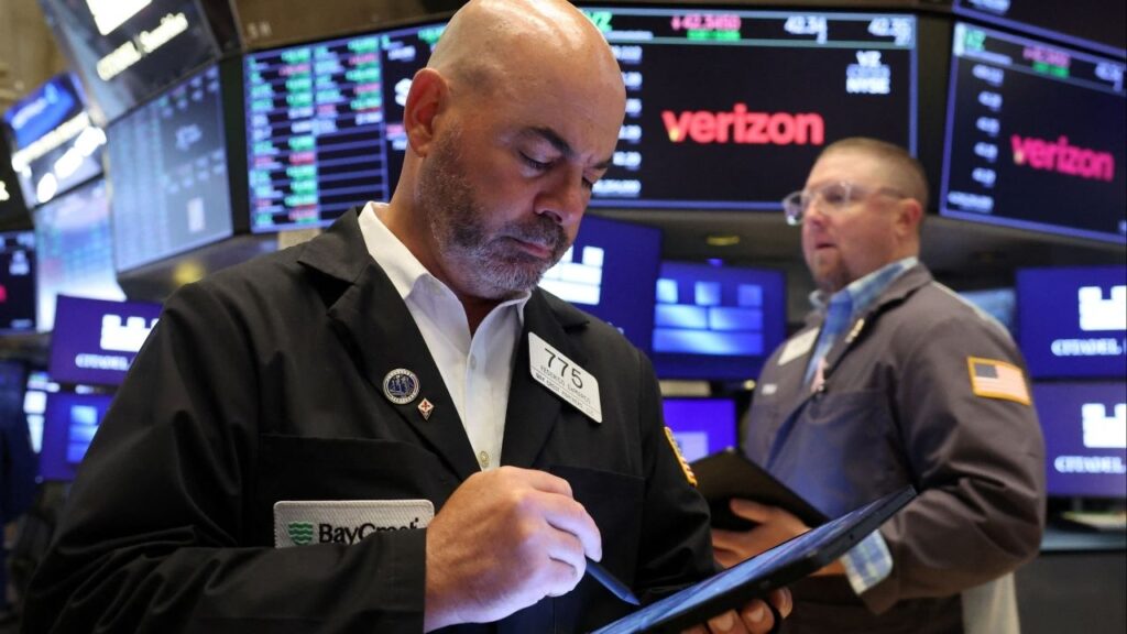 S&P 500, Nasdaq Close at Record Highs, Cap Best Quarter in Over a Year ...