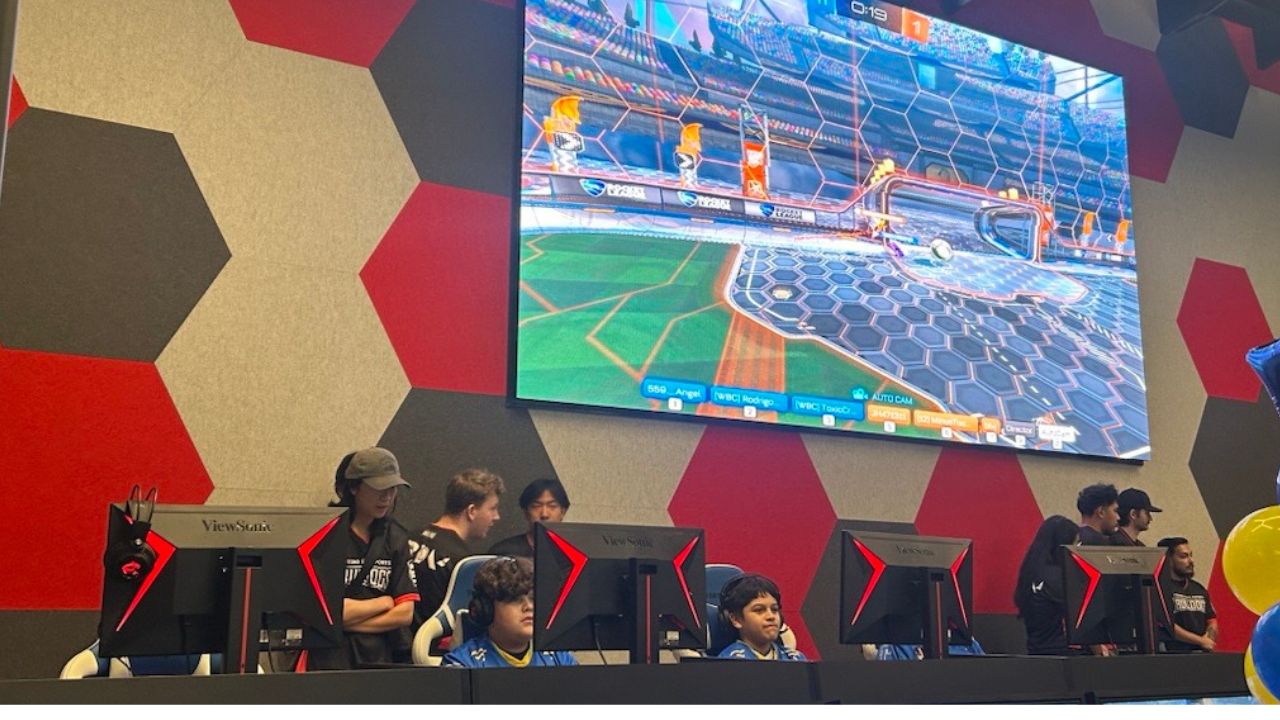 Fresno Unified Opens First-of-Its-Kind Esports Arena at Middle School ...