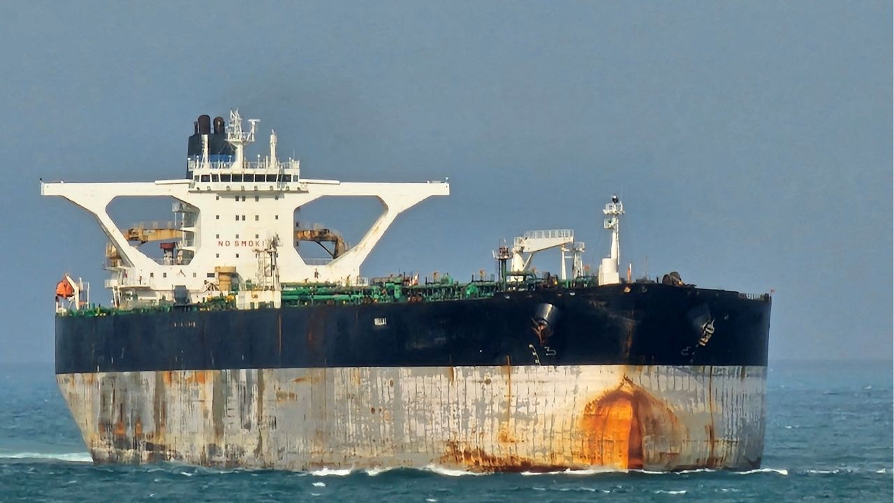 US Seizes Venezuela-Linked, Russian-Flagged Oil Tanker After Weeks-Long ...